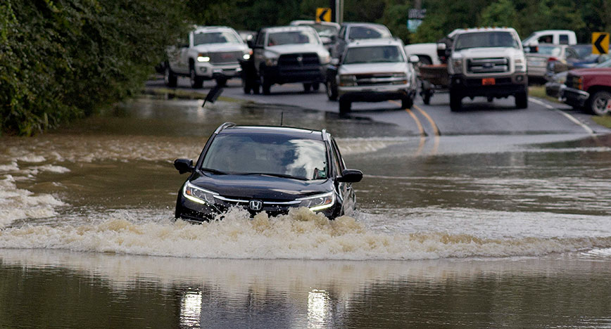 Mastering Safe Navigation: 10 Expert Tips For Driving In A Flood With ...